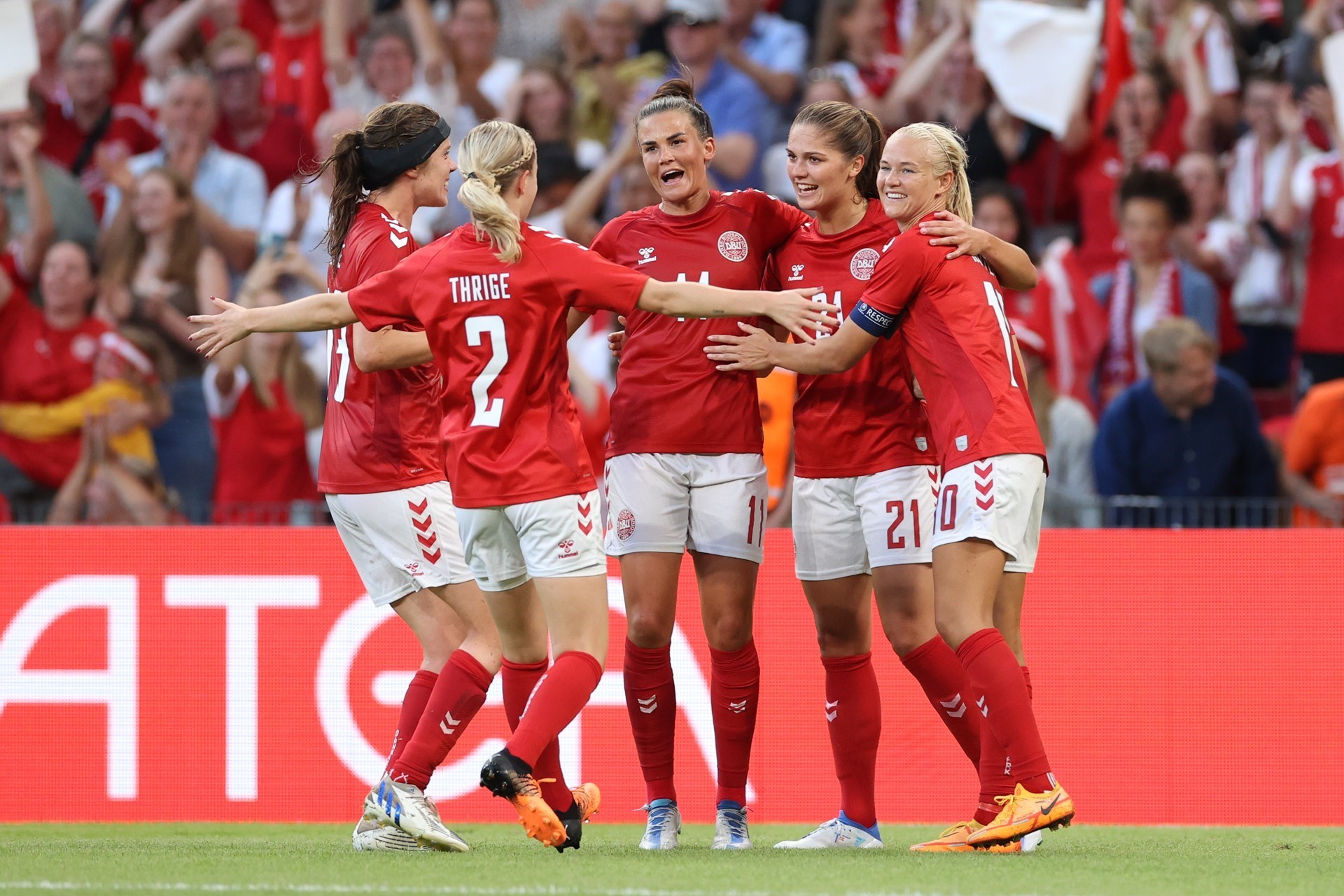 Danmark vinder historisk kamp